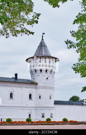 The tower of the white-stone Tobolsk Kremlin, located in Siberia ...