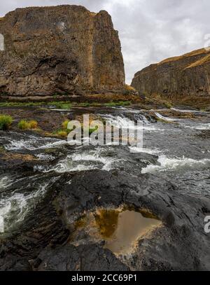 View of the Palouse River canyon with basalt columns at the Palouse ...