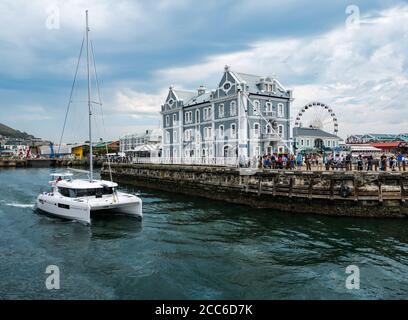 Old Port Captain's Building, V&A Waterfront, Cape Town harbour, South ...