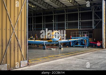Duxford IWM Hangar 2 - Hangar 2 at the Imperial War Museum Duxford is ...