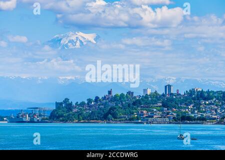 Mount Rainier is covered with clouds. Photo taken from Ruston ...