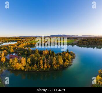 Baggersee in the evening light, Bibisee, in the back Königsdorf, Tölzer ...