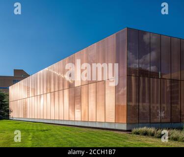 Des Moines Central Library Stock Photo - Alamy