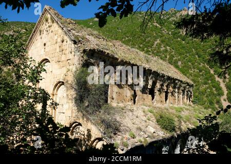 Old Church (Tekkale Kilisesi) in yusufeli Artvin turkey Stock Photo - Alamy