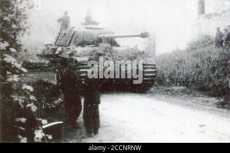 German Waffen SS of the 12th SS Panzer Division in Normandy 1944 Stock ...