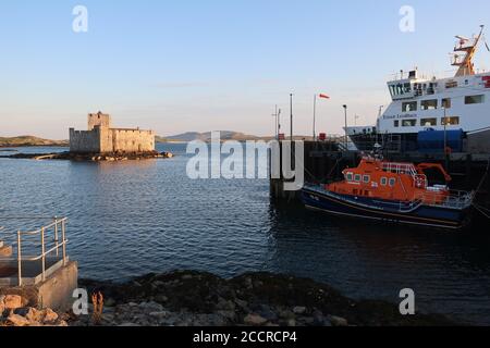 Castle bay. The Hebridean Way. Outer Hebrides. Highlands. Scotland. UK ...