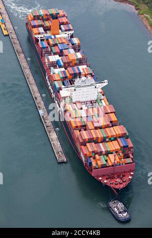 A Neo-Panamax container ship heading to the Atlantic side in Panama ...