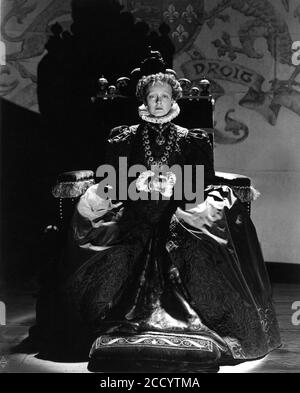 Errol Flynn, portrait by George Hurrell, circa 1938 Stock Photo - Alamy