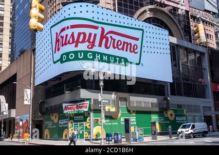 Krispy Kreme Doughnut Store, Times Square, NYC, USA Stock Photo - Alamy