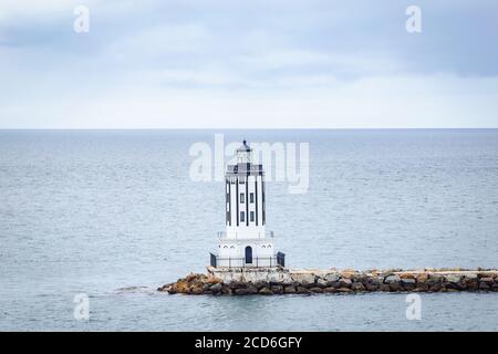 Angel's Gate Lighthouse, Port of Los Angeles, San Pedro, California ...