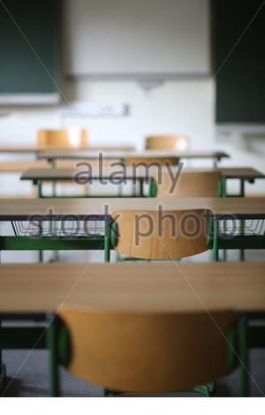 Students return to classes as schools return to classes on January 26 ...