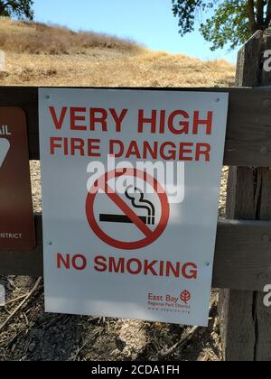 High Fire Danger sign California Stock Photo - Alamy