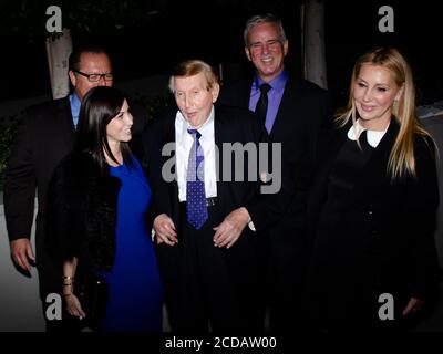 Sumner Redstone and girlfriend Sydney Holland attend the Museum of ...