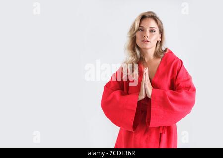 Photo of lovely short hairdo young lady show v-sign wear pink t-shirt ...