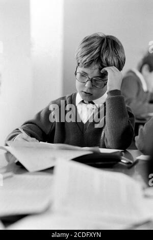 Chobham St Lawrence School, Bagshot Road, Chobham, Surrey. 29 September ...