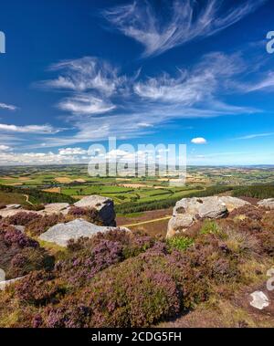 Summertime views across the Simonside Hills near Rothbury in ...