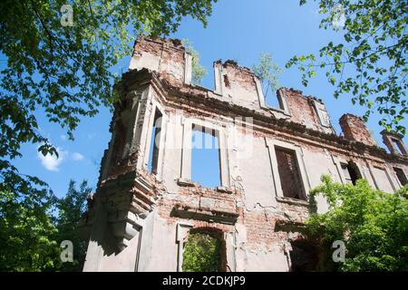 Schlobitten Palace ruined of Dohna family from XVI to 1945 in Slobity ...