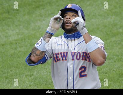 New York Yankees Dominic Smith celebrates his two-run home run with Ben ...
