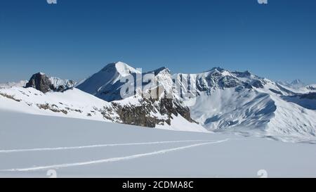 Sanetsch Pass, mountains and ski tracks Stock Photo - Alamy