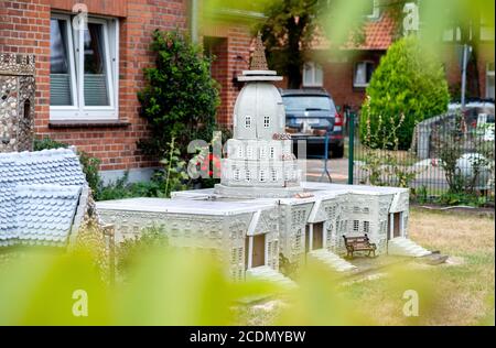 Wedemark, Germany. 21st Aug, 2020. Model maker Albert Diekmann stands ...