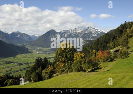 Zillertal mit Rofan Stock Photo - Alamy