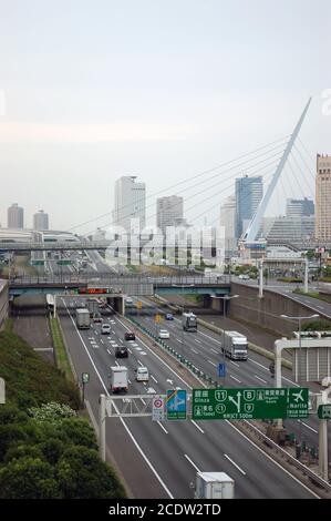 Signs of highway, Shuto Expressway Route 3 ( Shibuya Route ) near ...