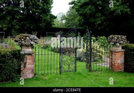 Gateway to gardens at Idlicote, Warwickshire, England, UK Stock Photo ...