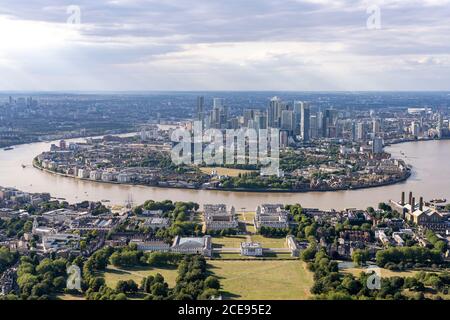 Aerial view of London featuring the Isle of Dogs Stock Photo - Alamy