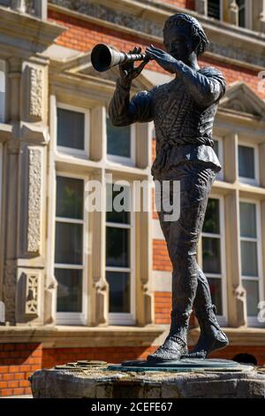 statue of the Pied Piper of Hamelin in Hameln, Germany Stock Photo - Alamy