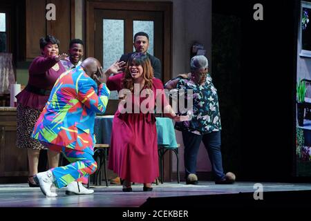 Tamela Mann and David Mann. Madea's Big Happy Family premiere held at ...