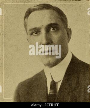 THE DARLING OF PARIS, Theda Bara, 1917 Stock Photo - Alamy