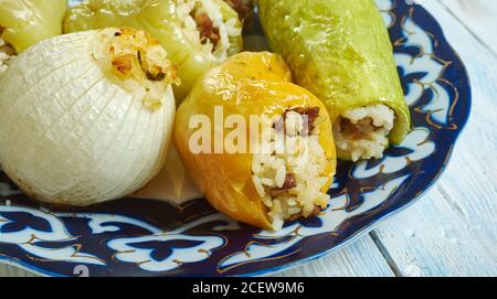 Dolma Baghdadia - Middle Eastern stuffed vegetables with spicy rice ...