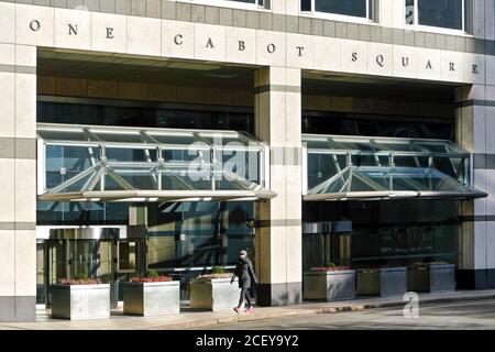 One Cabot Square Credit Suisse Canary Wharf London United Kingdom Stock ...