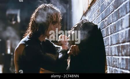 Laurence Mason & Brandon Lee Film: The Crow (USA 1994) Characters: Tin ...