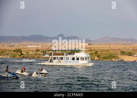 Laughlin, AUG 22, 2020 - Many jet ski by the river Stock Photo - Alamy