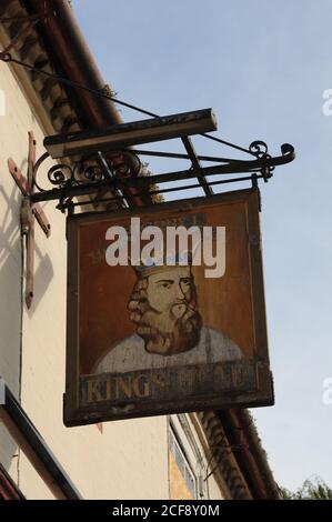 Kings Head sign Thetford, Norfolk Stock Photo - Alamy