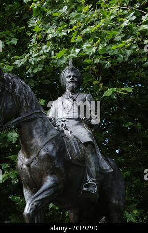 Duleep Singh, Sikh Maharaja, Statue Thetford Stock Photo - Alamy