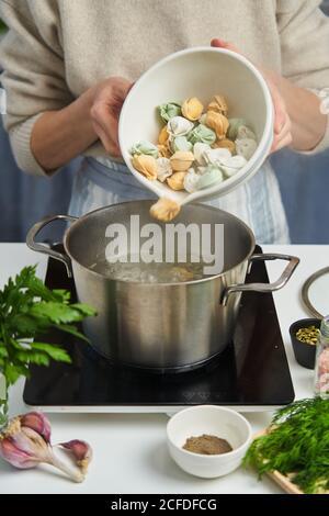 Fresh Green Spinach Dumplings on Plate – Healthy Chinese Food Stock ...