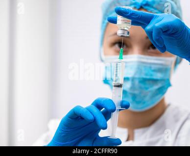 Hospital nurse preparation of chemotherapy injection hazardous ...