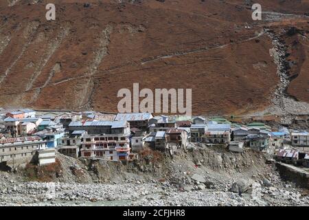 Kedarnath temple aerial view after Kedarnath Disaster 2013. Kedarnath ...