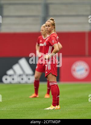 Giulia GWINN, FCB Women Nr. 7 Constantin Frommann, boyfriend of Giulia ...