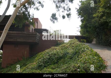 Sturges House, Los Angeles, California, USA. 1939. Architect: Frank ...
