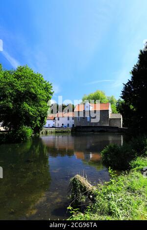 Summer view of Thetford Watermill, river Thet, Thetford Town, Norfolk ...