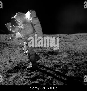 (5 Feb. 1971) --- Astronaut Edgar D. Mitchell, lunar module pilot ...