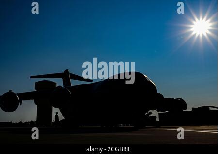 911th Aircraft Maintenance Squadron crew chiefs conduct snow removal ...