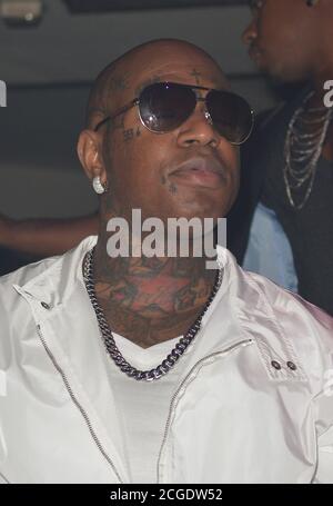 MIAMI BEACH, FL - APRIL 08: (EXCLUSIVE COVERAGE) October 2000 ...