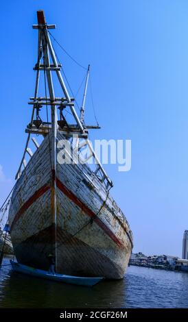 Jakarta, Indonesia - September 1, 2019: Phinisi ships (Indonesian ...