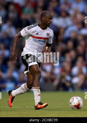 Fulham's Sone Aluko Stock Photo - Alamy