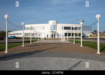 Swimming pool in Butlins Holiday Camp, Pwllheli, North Wales Stock ...