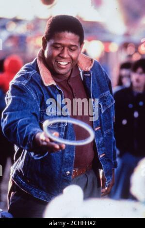 THE CRYING GAME (1992) FOREST WHITAKER CRG 036 L Stock Photo - Alamy